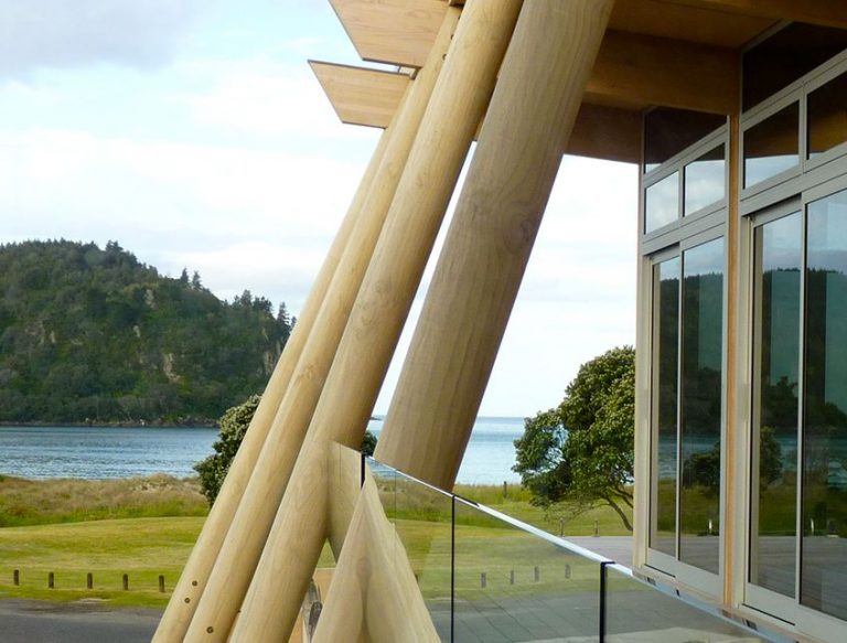 techlam-laminated-round-poles-features - Techlam